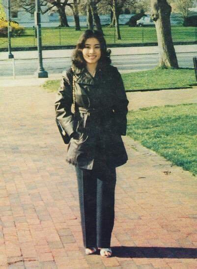 เจ้าคุณพระสินีนาฏ ทานชาบูชิ การถ่ายรูปบุคคล ราชวงศ์ นักแสดงหญิง