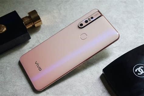升降式攝像頭再難當高端手機賣點：vivo新品售價僅2298元 每日頭條