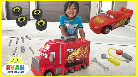 Just Play Cars 3 Transforming Mcqueen Tool Kit At Bryan Riggs Blog