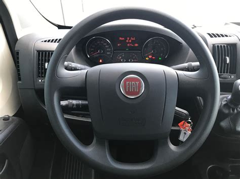 Fiat Ducato 33 Handicapbil Hjælperbil Med Opkørsel I Passagersiden