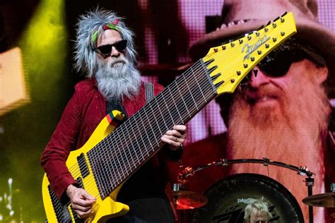 Elwood Francis Deeply Regrets Introducing The 17 String Bass To Zz Top