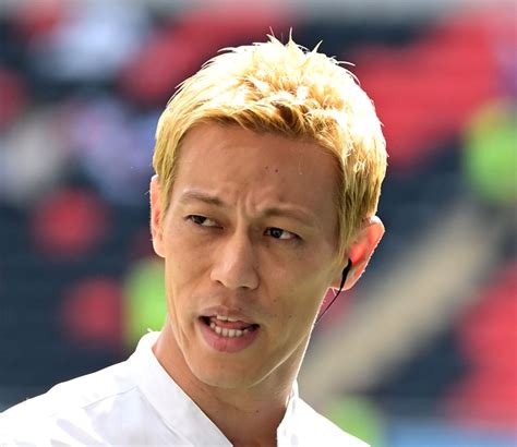本田圭佑、引退表明槙野智章にオファー「東京にサッカークラブあるので待ってます」 日本代表写真ニュース 日刊スポーツ