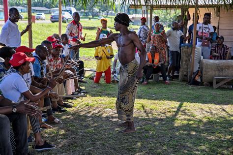 AFRICA | 101 Last Tribes - Fang people