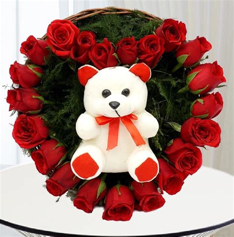 Buysend Cute Heart Online Floraindia