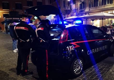 Monti E Campo De Fiori Trovati Uomini Con Armi