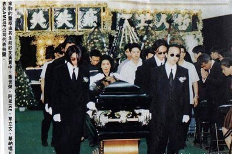 张雨生去世24年，曾在葬礼上哭到晕厥的女孩，现是家喻户晓明星张惠妹