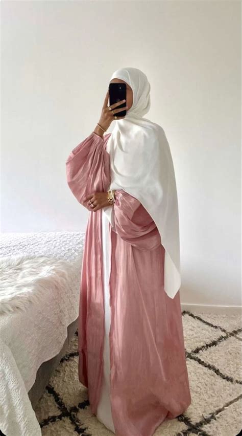 Pin by 𝔏𝔢𝔢𝔫 on Hijabi girls Abayas fashion Modest fashion Hijab