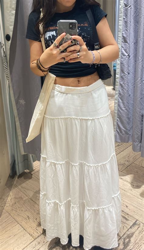 Brandy Melville Outfit Idea Outfits Fashion Outfits Maxi Skirt Outfits