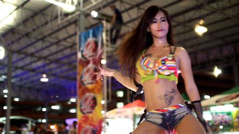 Bangkok Motor Show 2013 Coyote Dancer 3 30 Second Preview April 1