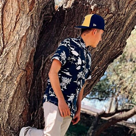 Amor Emmanuel Cortes Video Oficial Martin Towers Facebook