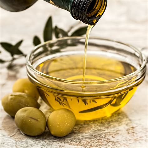 DIY Rezepte für Massageöle