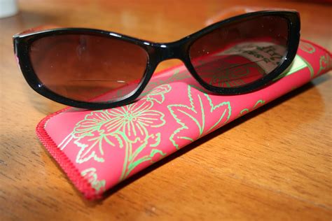 Cheers To Happy Weeding Glasses