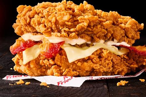 The Chicken Sandwich Wars Spicy Double Down From Kfc Spicy Food