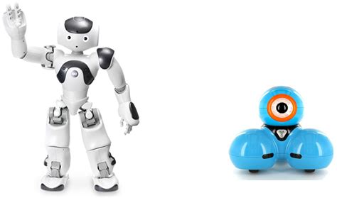 the humanoid robot nao left and the non humanoid robot dash the