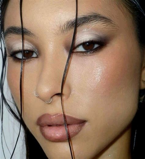 Pin By M4rsei On Trucco Occhi Halloween Dope Makeup Vogue Makeup