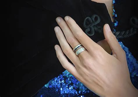 Bague Constellation Zodiaque Petit modèle saphirs bleus et