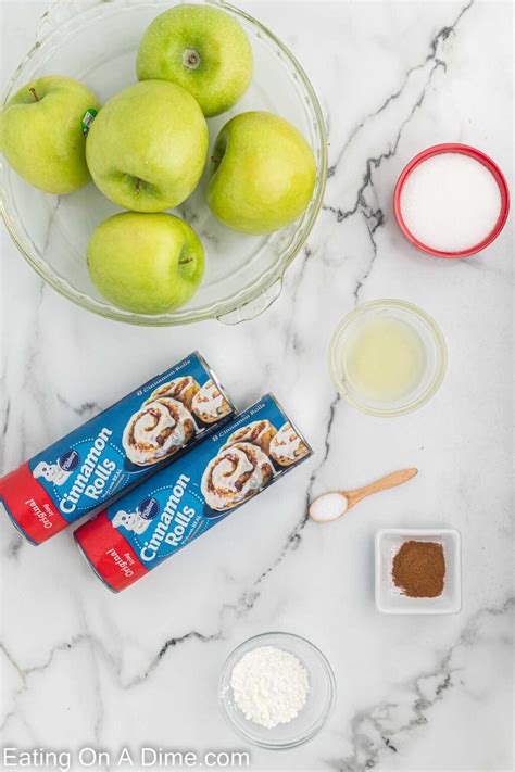 Cinnamon Roll Apple Pie Recipe Desserts On A Dime