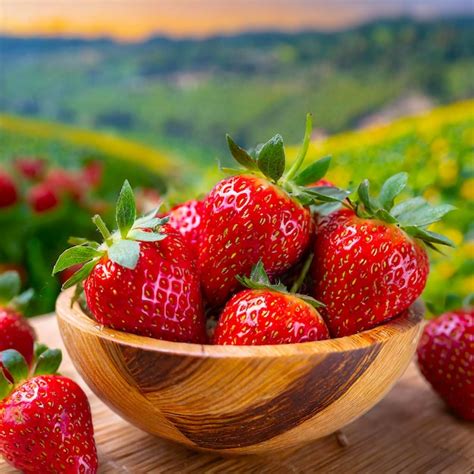 Premium Photo Fresh Strawberries In A Bowl