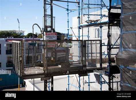 Elevator Construction Scaffolding Hi Res Stock Photography And Images