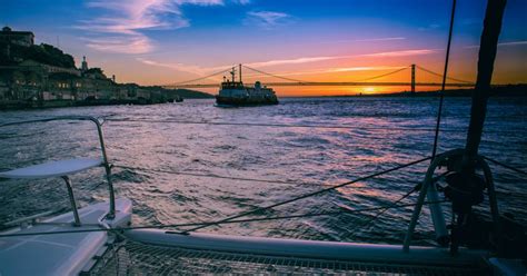 Best Time For Tagus River Sunset Cruise In Lisbon 2019 Best Season And Map