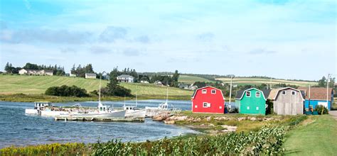 프린스 에드워드 아일랜드 어촌 마을 보트 저장 창고 주택 0명에 대한 스톡 사진 및 기타 이미지 0명 돌제 마을 Istock