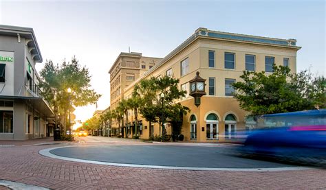 10 Reasons To Hire A Professional Property Manager