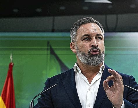 Abascal Se Lanza A Frenar La Escalada De Feijóo Recupera Su Presencia