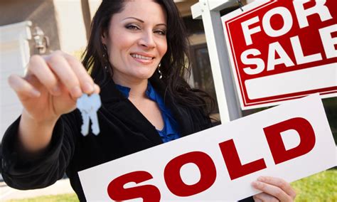 Real Estate Agents And Homeowners Reveal The Biggest Red Flags You