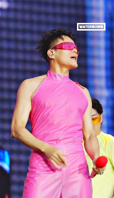 박진영 워터밤 의상 미쳤다 비닐바지 And 시스루옷 완벽 소화했잖아 네이버 블로그