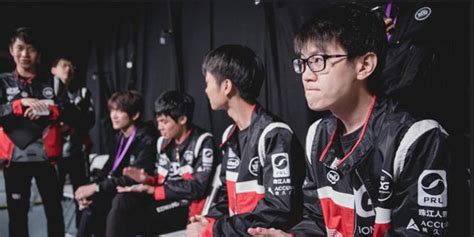 台灣網友談ahq爆冷擊敗edg：感動到哭，廠長笑了 每日頭條
