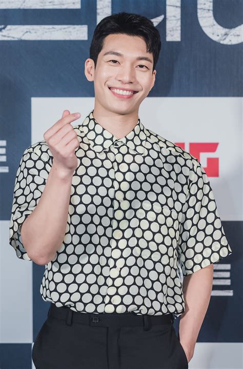 미드나이트 위하준 미워할 수 없는 반전매력 오마이뉴스