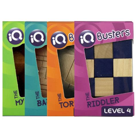 Cheatwell Games IQ Buster Wooden Puzzle Set - Christmas from Crafty Arts UK