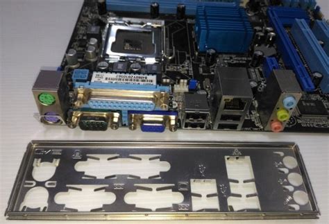 8g Ddr3 記憶體 華碩 P5g41t M Lx主機板 Core 2 Q8300 四核心處理器【附風扇擋板整組賣】 Yahoo拍賣