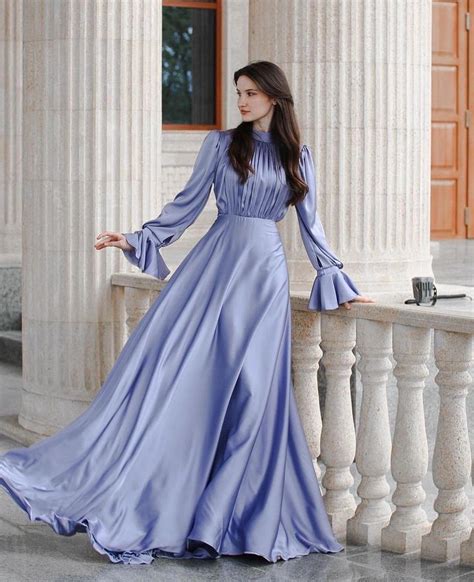Lichi Online Fashion Store Midi Dress With Pleated Details And Bow