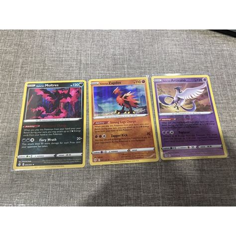 Pokemon Tcg Evolving Skies Swsh07 Galarian Moltres Zapdos