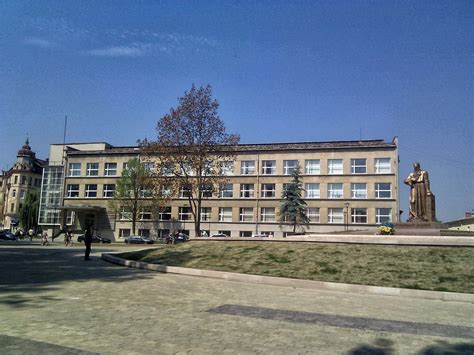 8 й корпус НУ «Львівська політехніка Львів