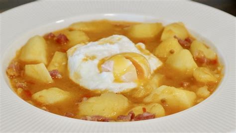 ESTAS PATATAS GUISADAS CON HUEVO LO TIENEN TODO SON RICAS SANAS Y