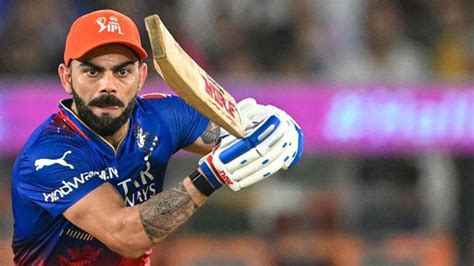 I Hope Rcb Dont Win Ipl Trophy Csk Legend Turns Heads With Bold
