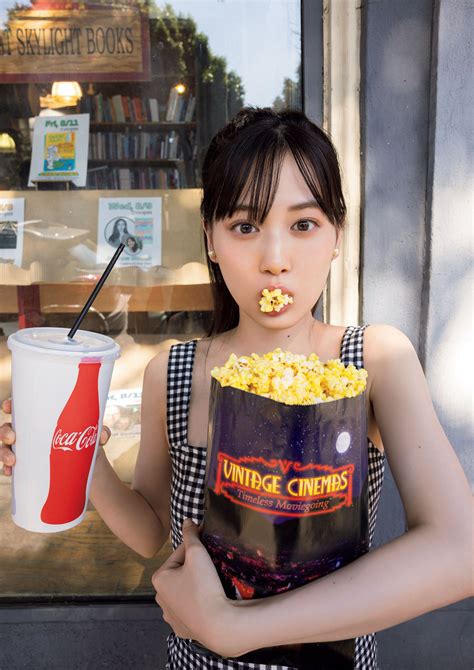画像3438 乃木坂46山下美月、書店限定特典で未収録カット放出 パネル展も決定＜ヒロイン＞ モデルプレス