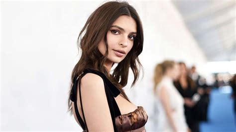 Ashley Oerman For Cosmo Ph