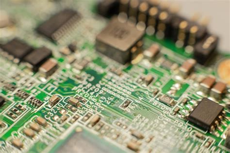 Premium Photo Closeup Shot Of A Computer Chip An Integrated Circuit