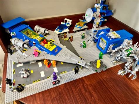 Lego Moc Classic Space Outpost For The New Galaxy Explorer By