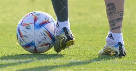 La Historia Detrás De La Foto Del Tobillo Hinchado De Messi Antes Del