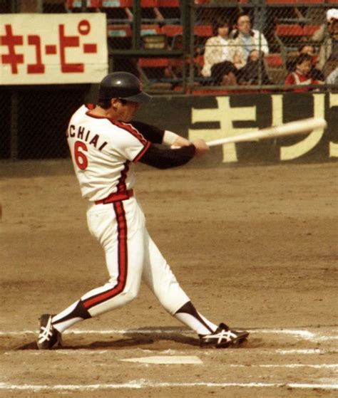 ロッテ・落合博満「神主打法で3度の三冠王に輝く最強スラッガー」／連続写真 野球：週刊ベースボールonline 野球選手 野球 プロスポーツ