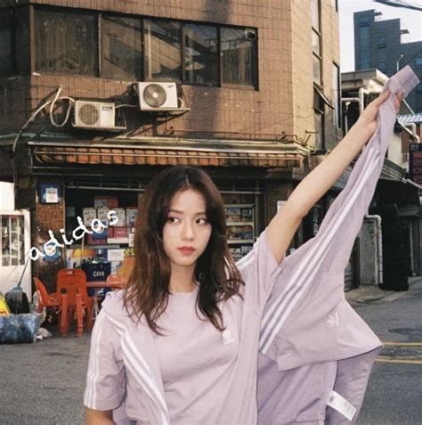 有适合做头像的blackpink的照片吗 知乎