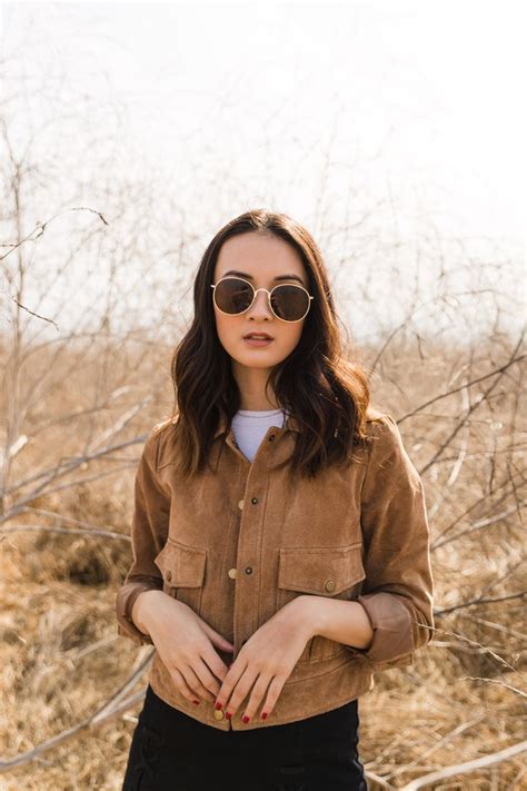 Pin By Sunglass Spot On All About Autumn Mirrored Sunglasses Fashion