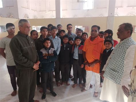 Jaipur News Update Stationary Distribution In Gurukul Operated In