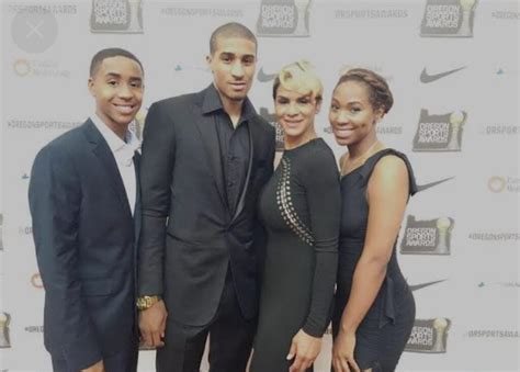 Who Are Julian And Raquel Payton Gary Payton Ii Brother And Sister Players Bio