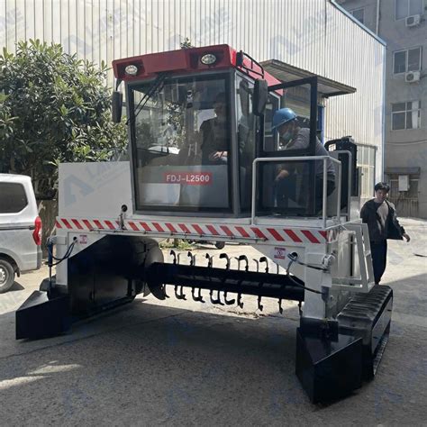 Crawler Type Compost Turner Lane Machinery Groups