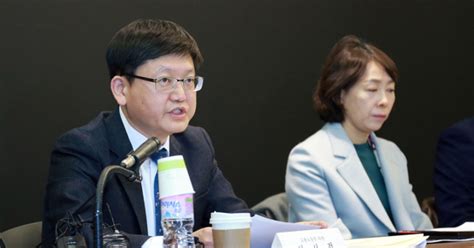 고용부 연내 주52시간 실태조사·계도기간 입장 발표